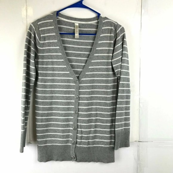 Cherokee | Tops | Cherokee Womens Gray And White Striped Cardigan Xl ...